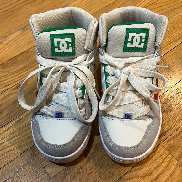 Shoes | Dc Boys Sneakers | Poshmark